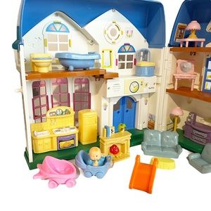 Redbox | Toys | Redbox 202 Vintage Happy Sounds Doll House Tested With ...